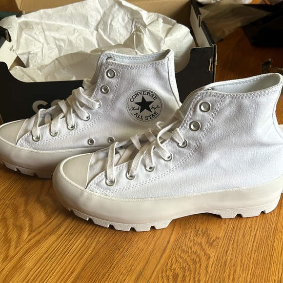 Converse | Shoes | Brand New White Converse | Poshmark